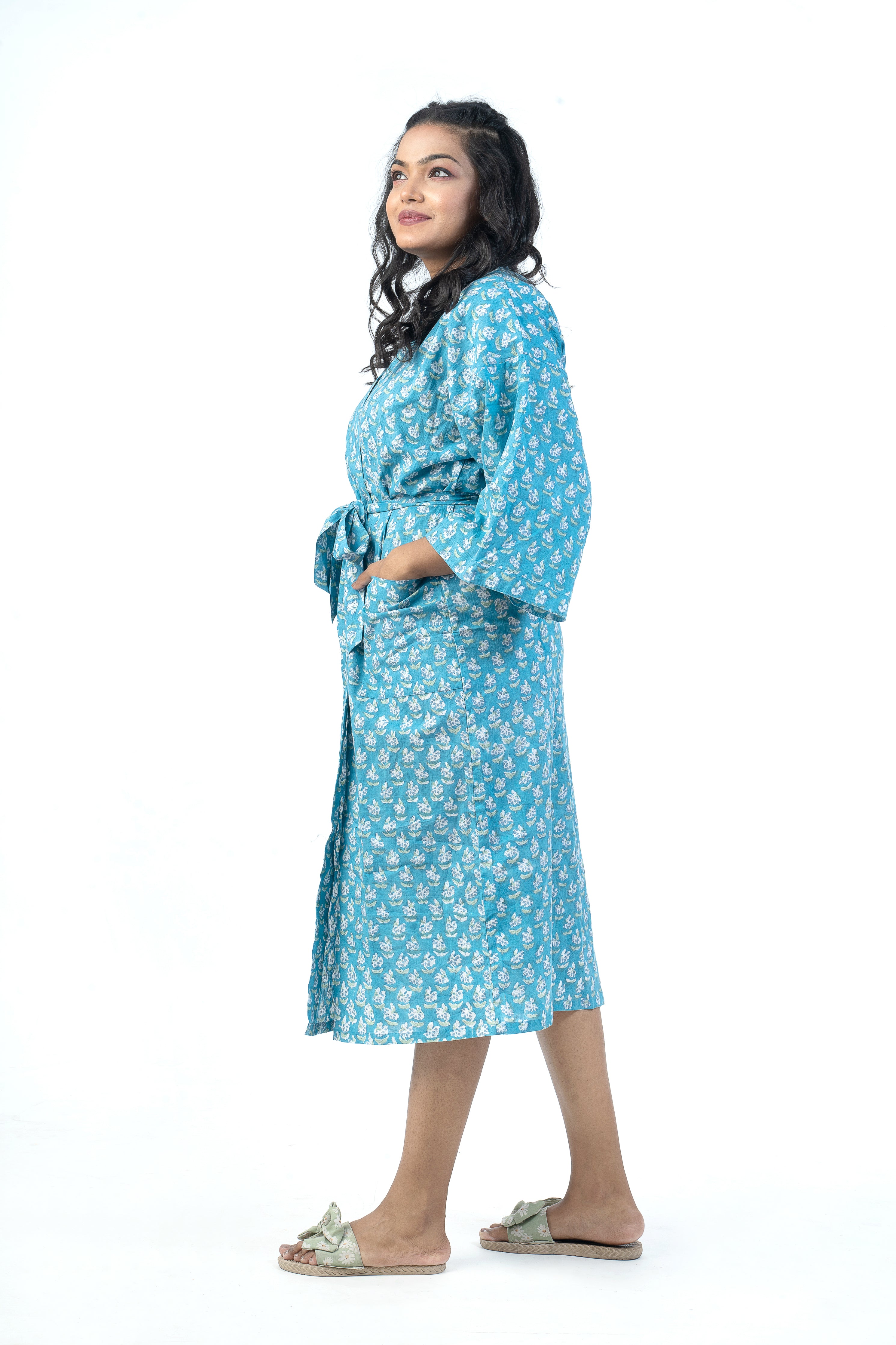 Bathrobe - sea blue – RadhaRaniclothing